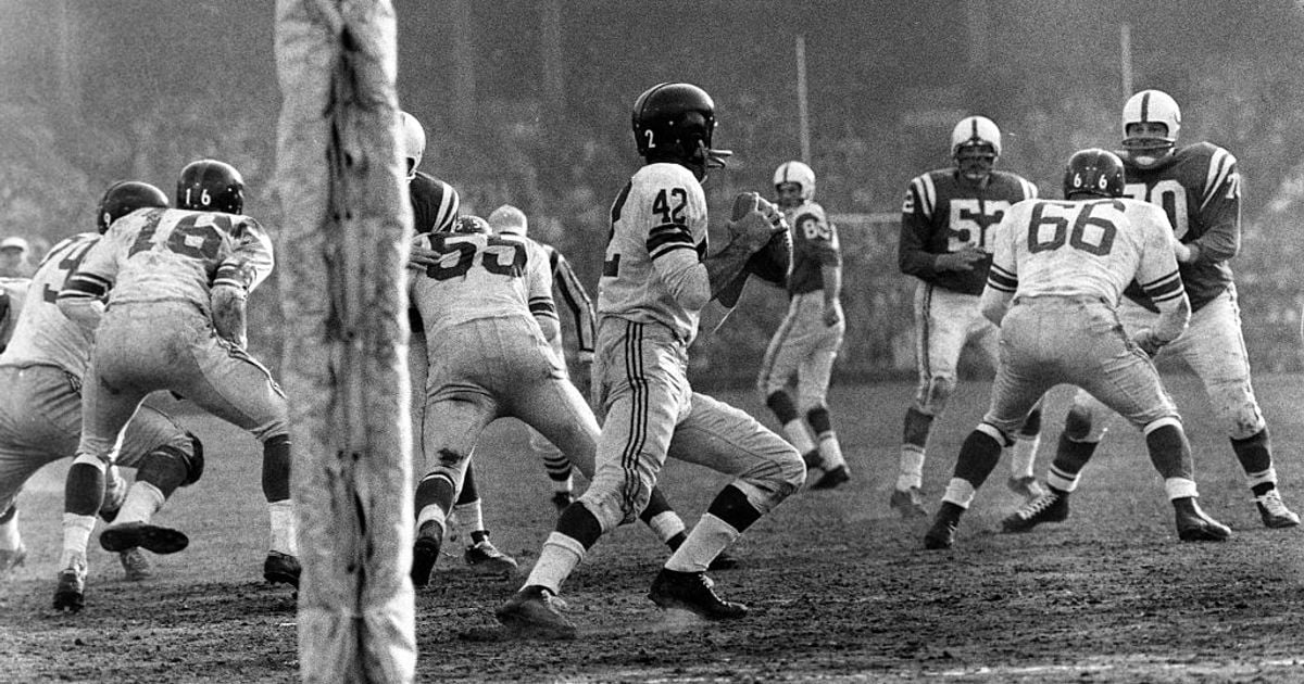 Think You Know NFL History? Identify These Greats! - Heywise
